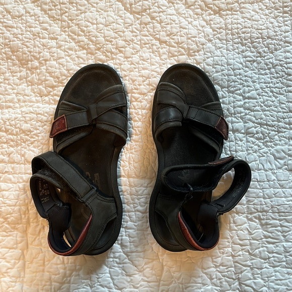 Clarks | Shoes | Clarks Velcro Sandals | Poshmark